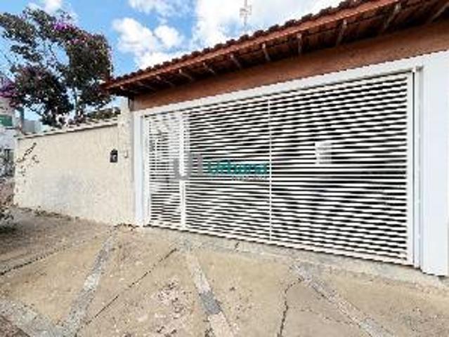 Casa Padrão para Alugar no Centro de São Carlos. Imobiliária Urbana