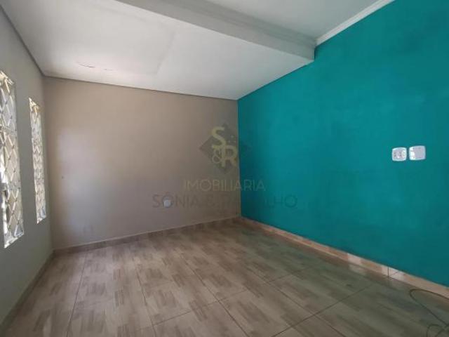 Casa Padrão para Locação no Bairro Parque das Andorinhas, em Ribeirão Preto