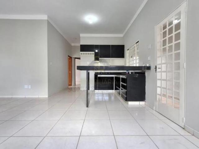 Casa Padrão para venda no Bairro Parque Residencial Cândido Portinari, em Ribeirão Preto