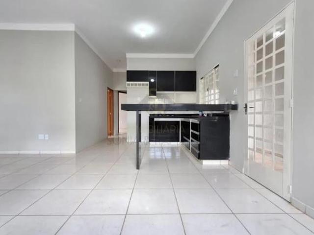 Casa Padrão para venda no Bairro Parque Residencial Cândido Portinari, em Ribeirão Preto