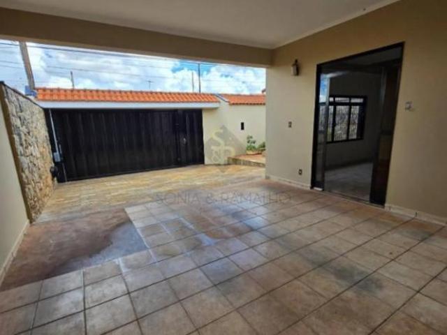 Casa padrão para venda no Planalto Verde, em Ribeirão Preto/SP