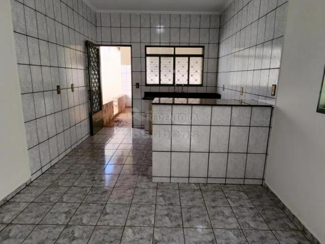 Casa Padrão para Venda com 02 Dormitórios no bairro Residencial Gabriela
