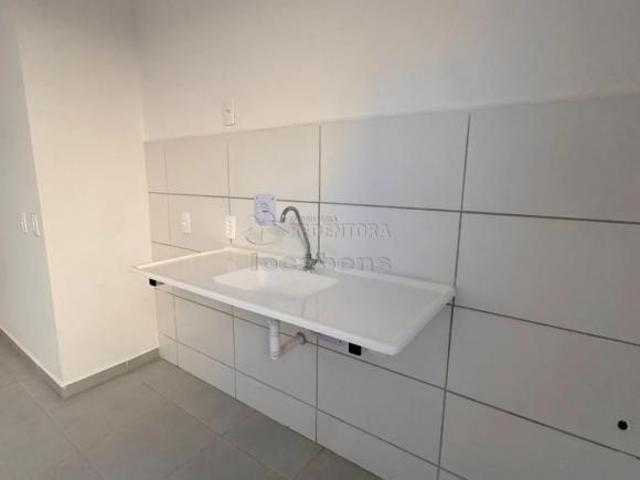 Casa Padrão para Venda com 02 Dormitórios no Condomínio Garden RNI
