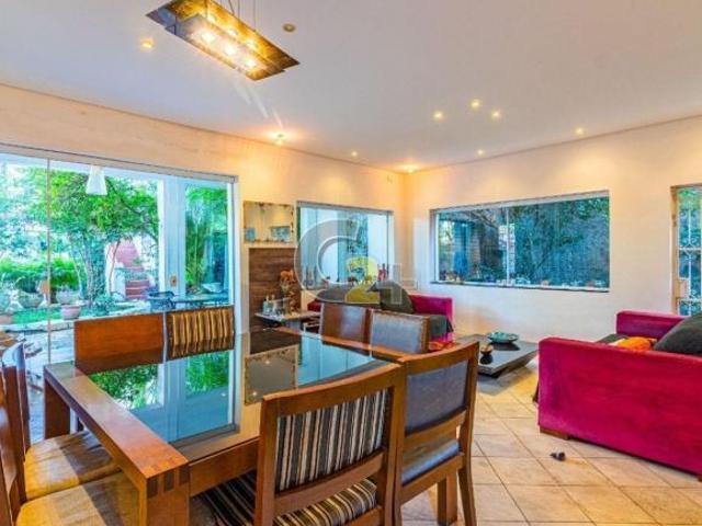 Casa padrão, Perdizes, 4 quartos, 2 suítes, 1 vaga de garagem