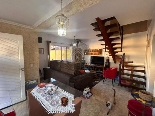 Casa Padrão Sobrado a Venda Colônia Jundiaí
