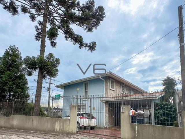 Casa Padrão com 4 quartos, 211 m2 privativos, no Jardim Botânico, Curitiba PR