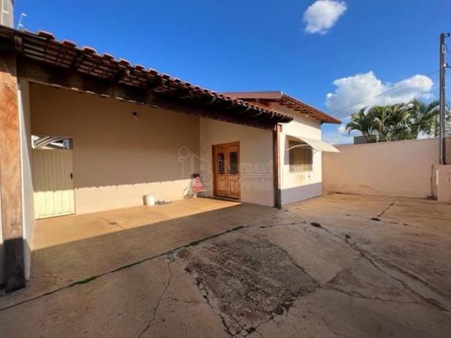 Casa Padrao a venda em Residencial Cambuy, Araraquara