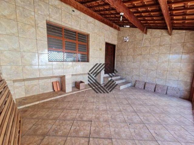 Casa para comprar com 02 quartos, sendo 01 suíte no Jardim Vera Cruz em Sorocaba/SP