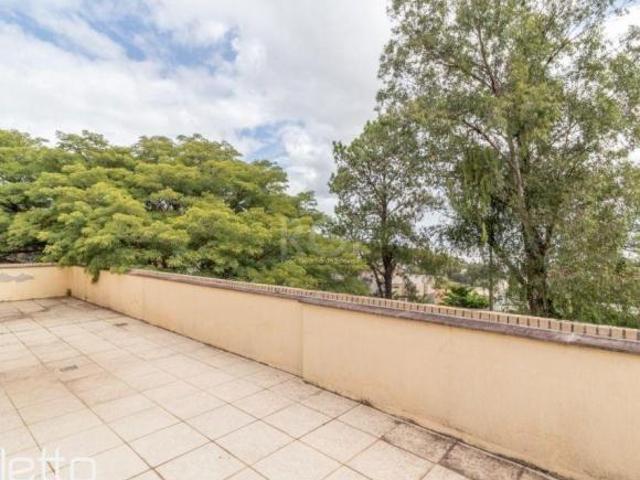 Casa para comprar com 4 dormitórios, 37313 m² por R$ 990.000,00 Menino Deus
