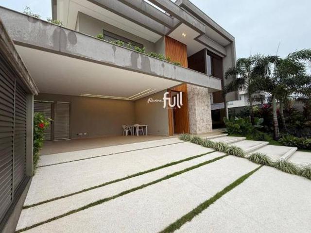 Casa para comprar na Riviera de São Lourenço