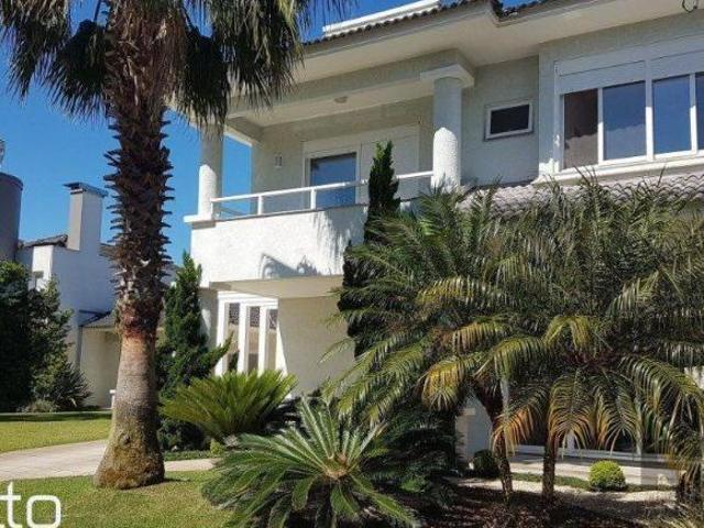 Casa para Comprar no Condado de Capão com 5 suítes