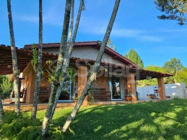 Casa para comprar no condomínio Vale da Santa Fé na cidade de Vinhedo SP