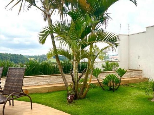 CASA PARA A VENDA COM 270M2 E PISCINA NO BAIRRO HORTO SANTO ANTONIO JUNDIAI SP