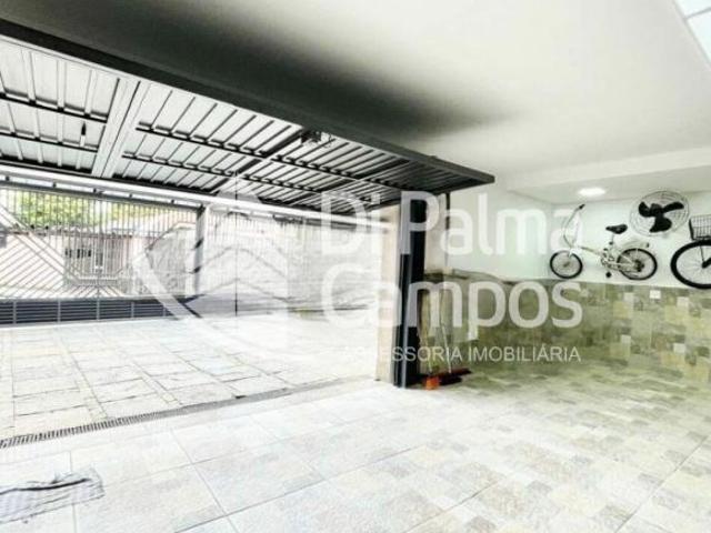 Casa para a venda com 4 quartos, 291 m² na Vila Brasilina próximo à Avenida do Cursino