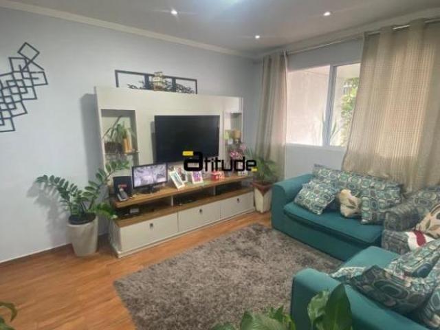 Casa para à venda no Jardim Maria Helena em Barueri por 1.000.000,00