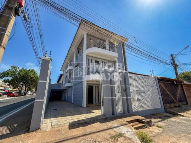 Casa para Alugar no Núcleo Bandeirante, 5 Quartos, 3 Suítes, 378m²