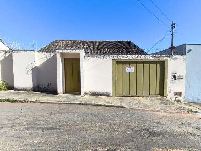 Casa para alugar no bairro Três Cruzes