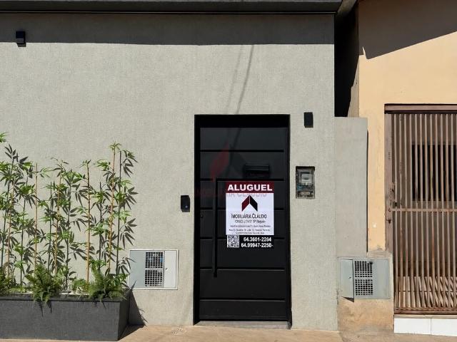 Casa para alugar no bairro Centro em São Luís de Montes Belos/GO