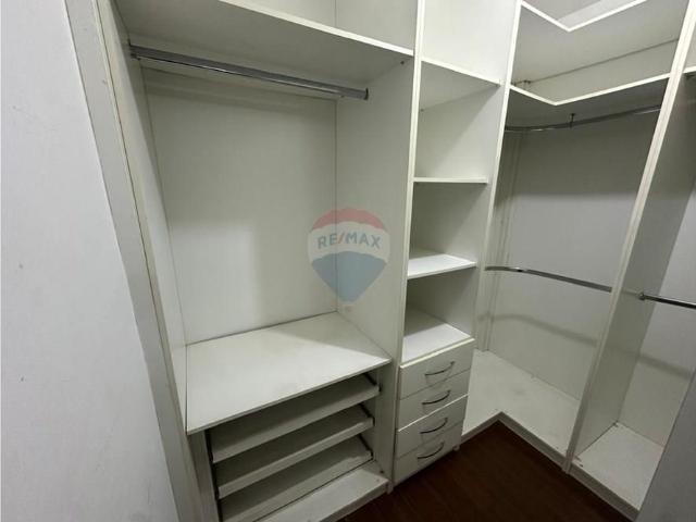 Casa para alugar no bairro Pompéia/Sol Nascente com 3 dormitórios e suíte