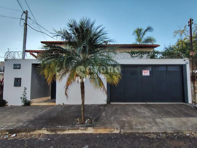 Casa para alugar no bairro Santa Terezinha