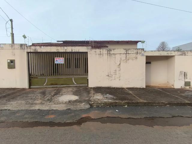 Casa para alugar no bairro Santa Helena II