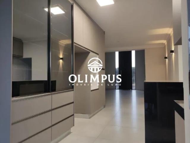 Casa para Alugar no Condomínio Alphaville I no Bairro Granja Marileusa em Uberlândia