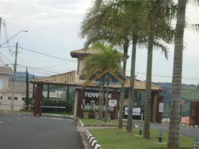 Casa para venda ou locação no Condomínio Terras de São Francisco – Vinhedo/SP