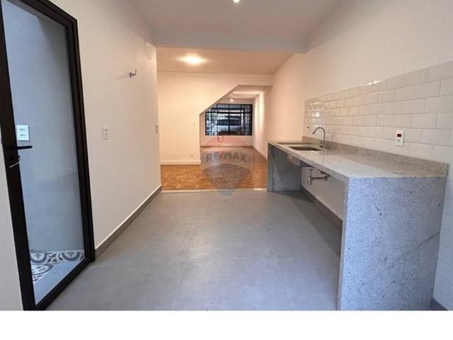 Casa para alugar com3 dormitórios, 1 suite, 112 mts na Vila Olímpia São Paulo