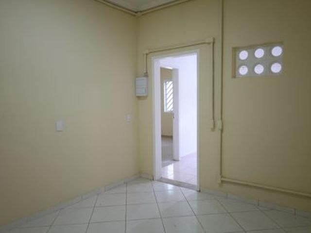 Casa para alugar com 43m², 1 quarto e sem vaga