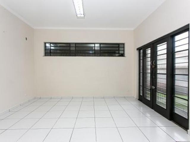 Casa para alugar com 400m², 3 quartos e 1 vaga