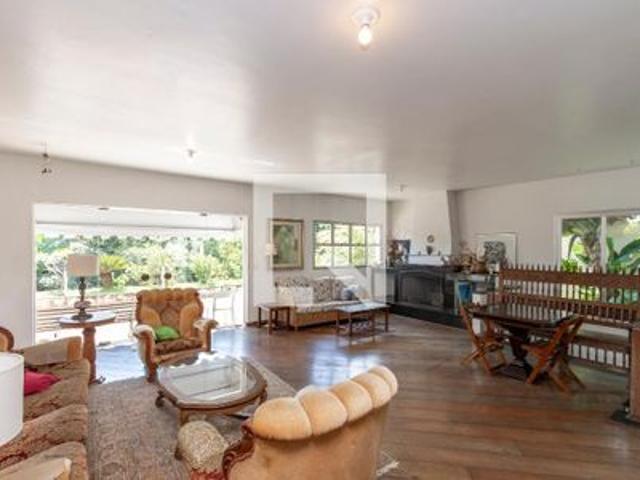 Casa para alugar com 400m², 3 quartos e 5 vagas