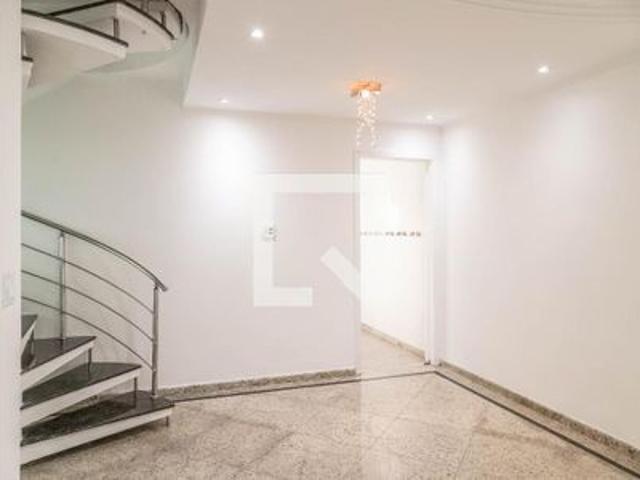 Casa para alugar com 400m², 4 quartos e 2 vagas