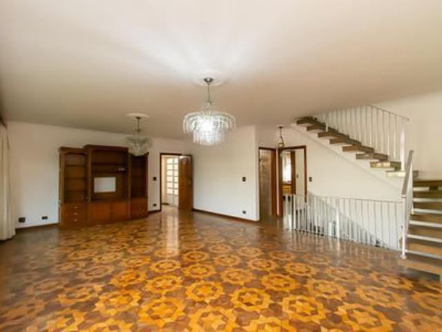 Casa para alugar com 400m², 4 quartos e 5 vagas