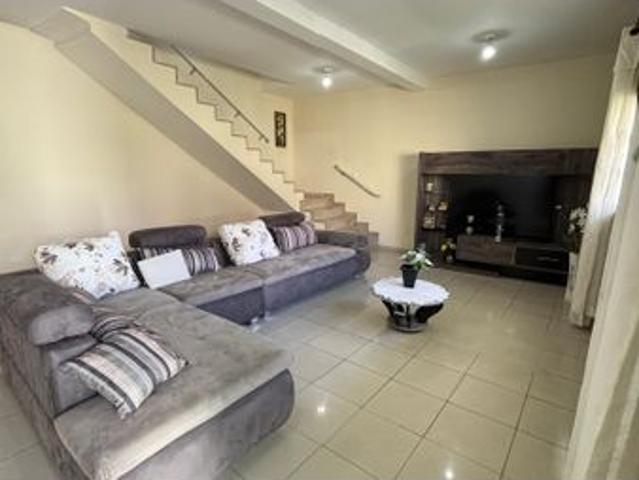 Casa para alugar com 400m², 4 quartos e 6 vagas
