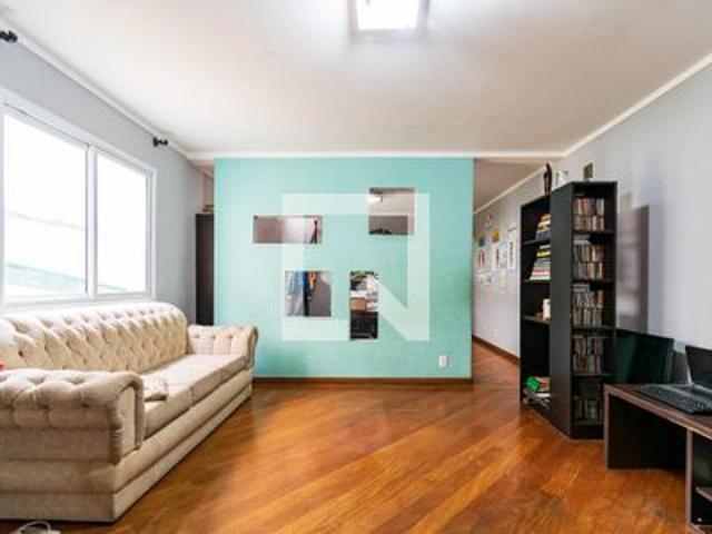 Casa para alugar com 400m², 5 quartos e 2 vagas