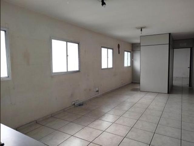 Casa para alugar com 400m², 7 quartos e 8 vagas