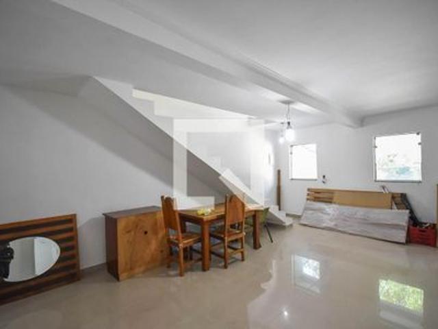 Casa para alugar com 405m², 4 quartos e 4 vagas
