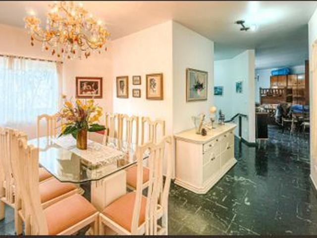 Casa para alugar com 408m², 4 quartos e 4 vagas