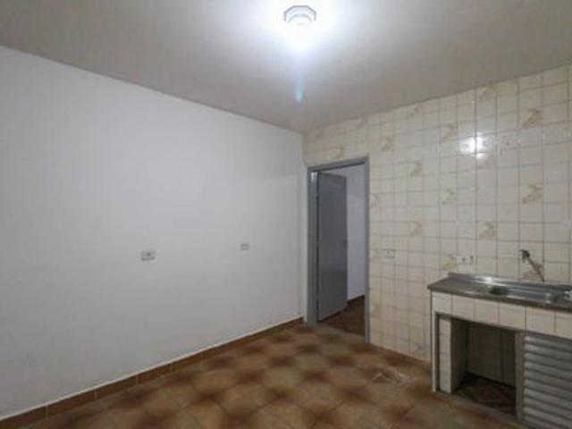 Casa para alugar com 40m², 1 quarto e sem vaga