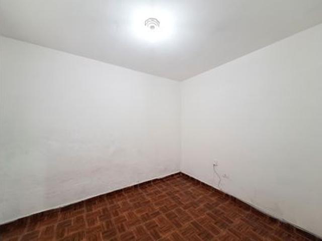 Casa para alugar com 40m², 1 quarto e sem vaga