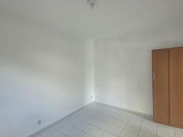 Casa para alugar com 40m², 1 quarto e sem vaga