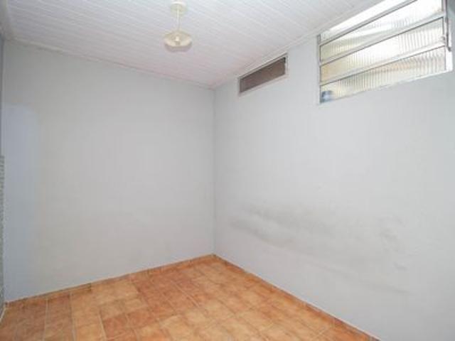 Casa para alugar com 40m², 1 quarto e sem vaga
