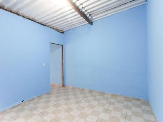 Casa para alugar com 40m², 1 quarto e sem vaga