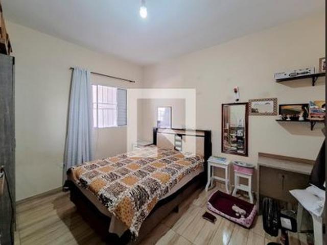 Casa para alugar com 40m², 1 quarto e sem vaga
