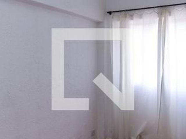 Casa para alugar com 42m², 1 quarto e 1 vaga