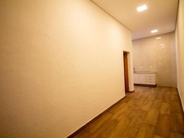 Casa para alugar com 42m², 1 quarto e sem vaga