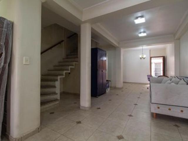 Casa para alugar com 440m², 4 quartos e 2 vagas