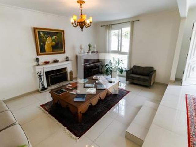 Casa para alugar com 450m², 6 quartos e 8 vagas