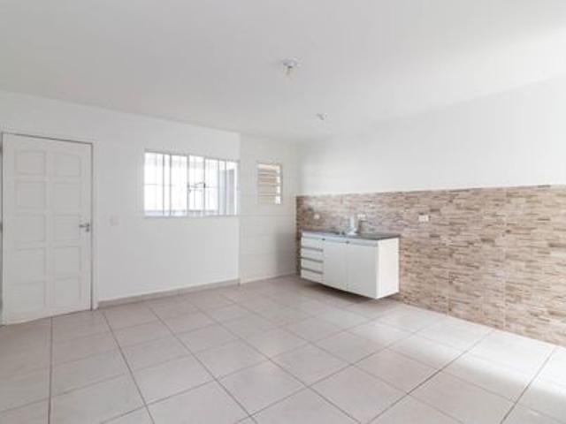 Casa para alugar com 45m², 1 quarto e 1 vaga