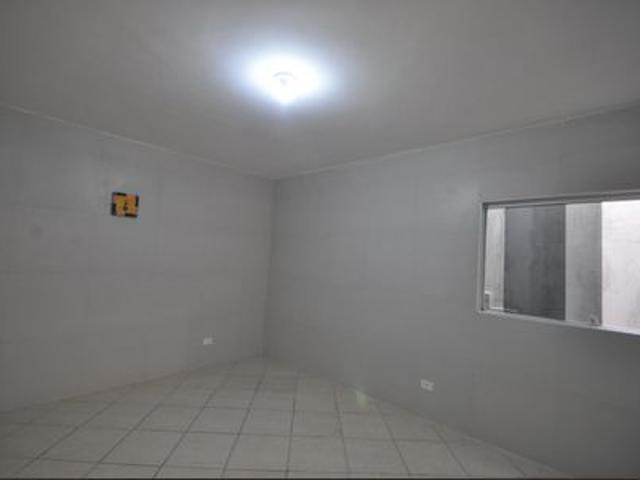 Casa para alugar com 45m², 1 quarto e sem vaga